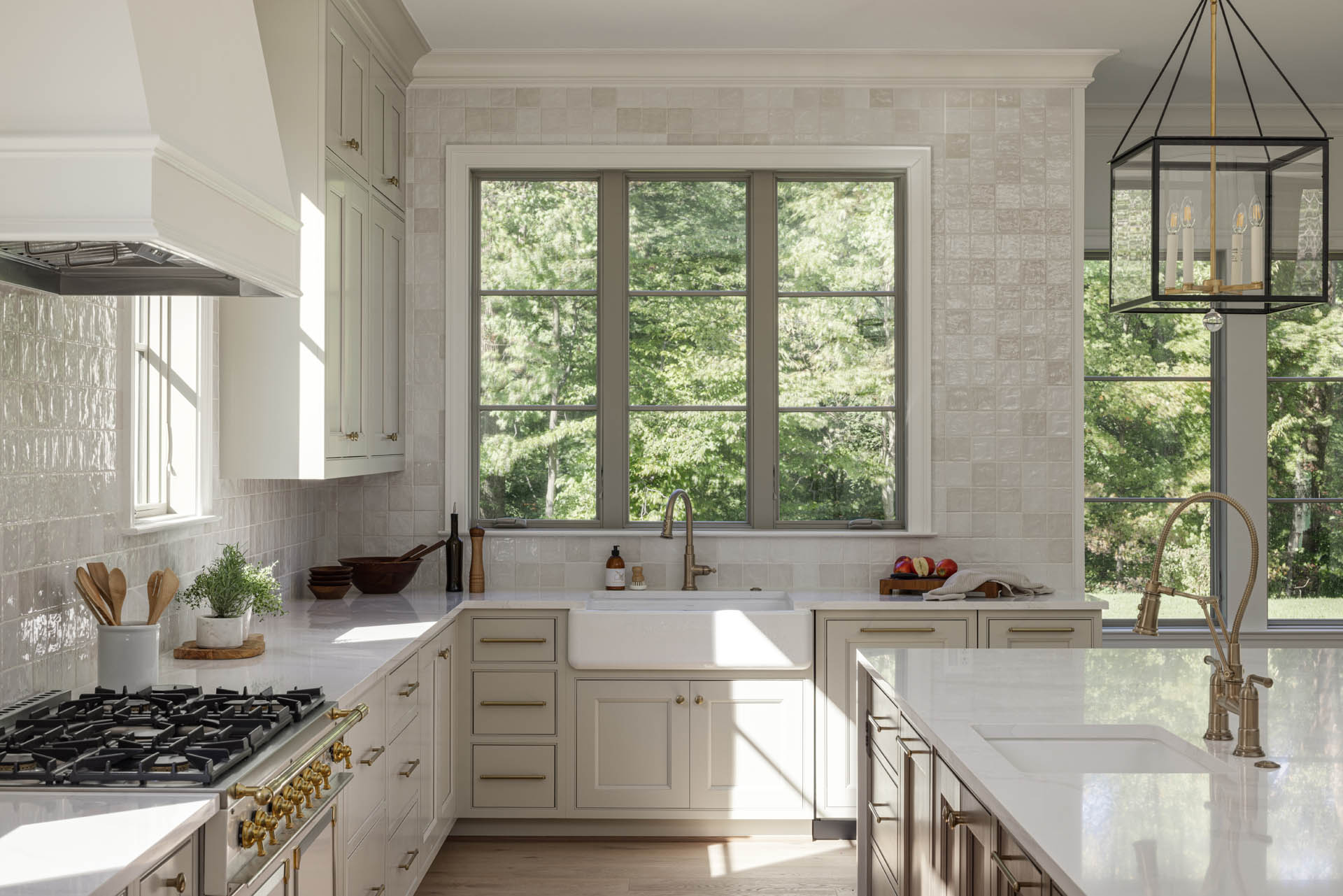 Studio 37 Cabinetry Featured Project: Forest Hills III